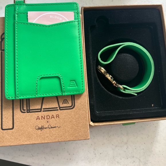 Andar | Bags | Andar Denner Wallet Monstera | Poshmark